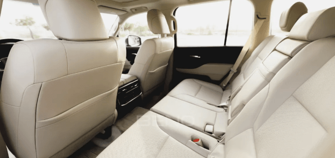 Dubai Car Rental - Toyota Land Cruiser GXR 2022 | Hala Yalla