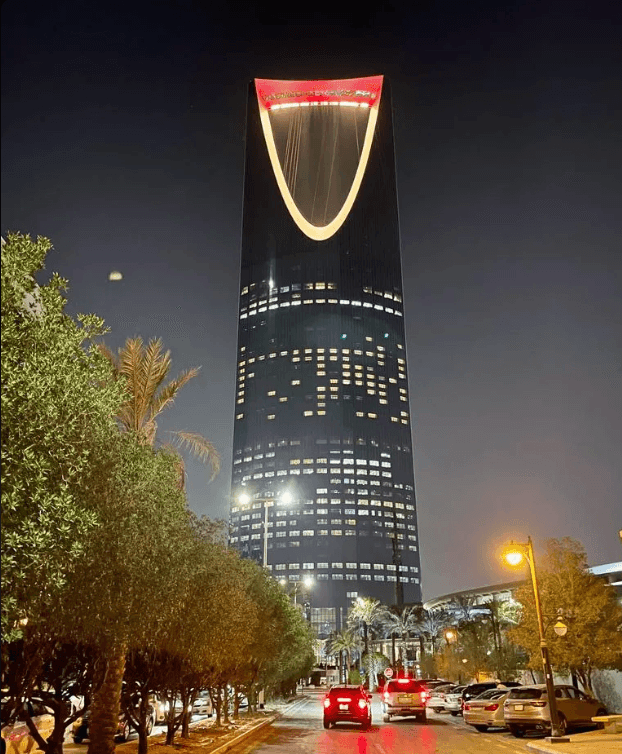 VIP Riyadh Half Day Almasmak, National Museum, Kingdom Tower | Hala Yalla